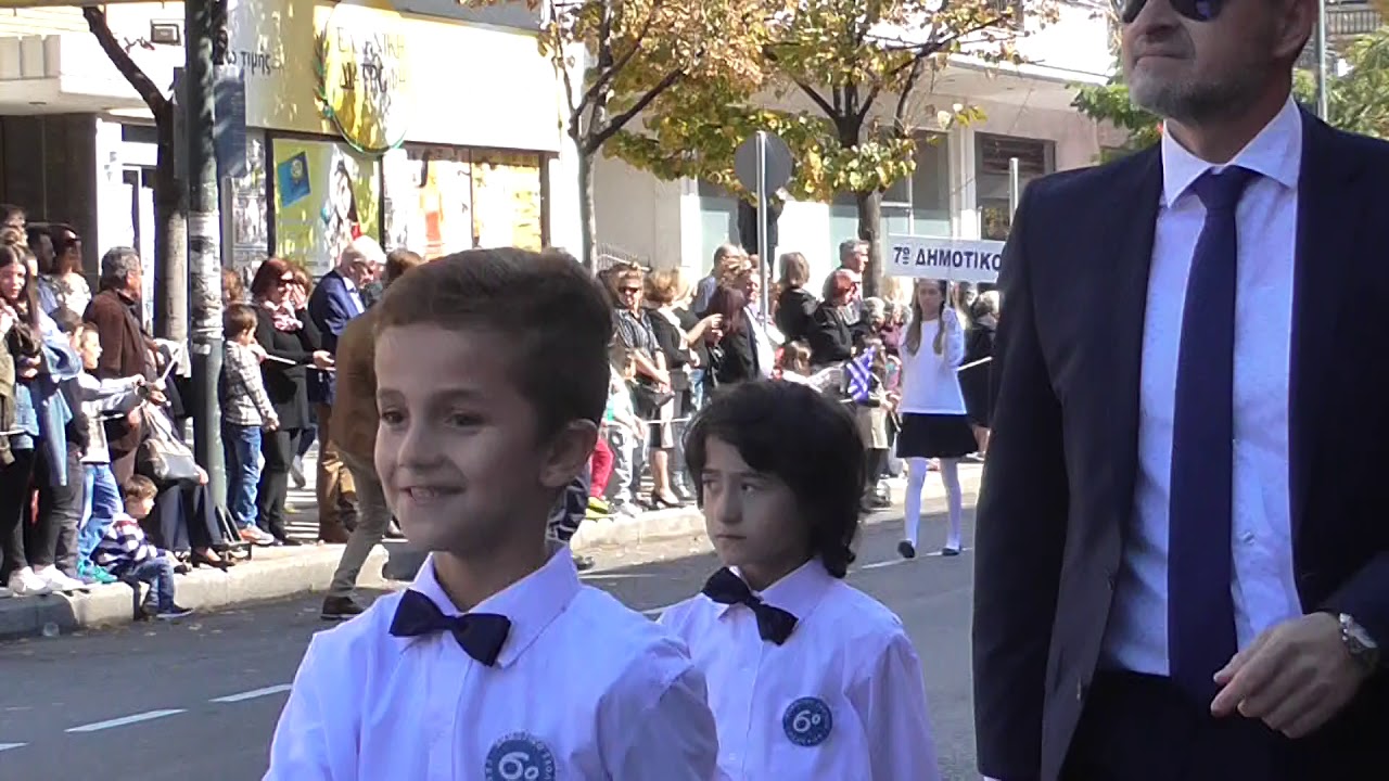 Grevena TV || Παρέλαση στα Γρεβενα 13-10-18 (μαθητες) - YouTube