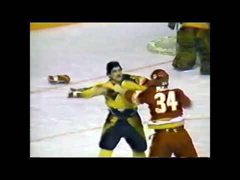 Ron Delorme Vs. Jamie Macoun Feb. 19th, 1984 (Slow-Mo) - YouTube