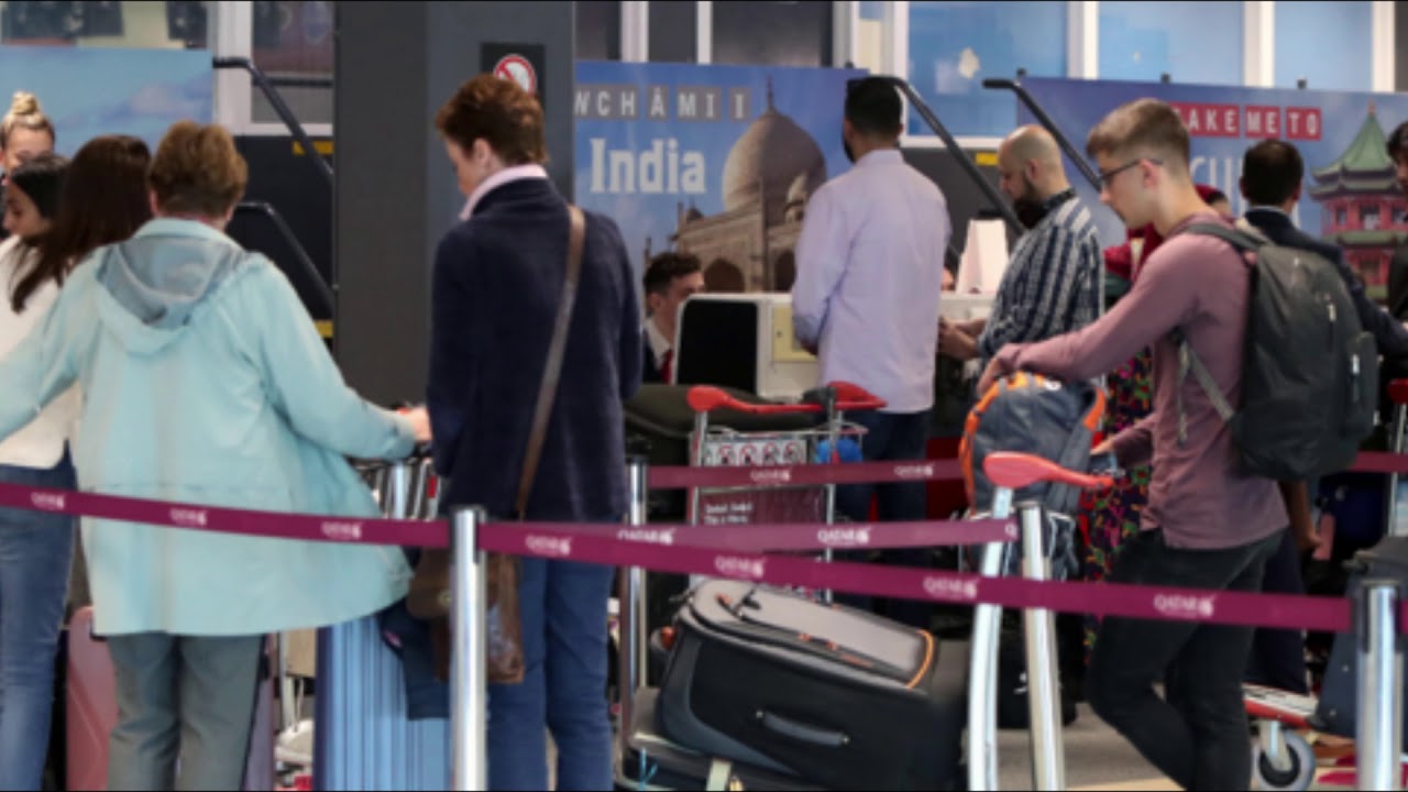 3 REASONS WHY YOU MUST AVOID LATE CHECK IN AT THE AIRPORT - YouTube