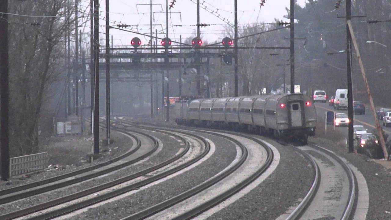 Amtrak EMD AEM-7 #937 Northeast Regional departing Metropark - YouTube