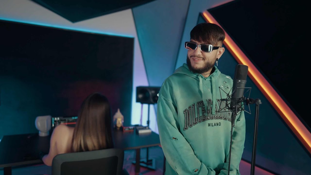 Nikolas x Hermenotis - Lumea e rea - YouTube