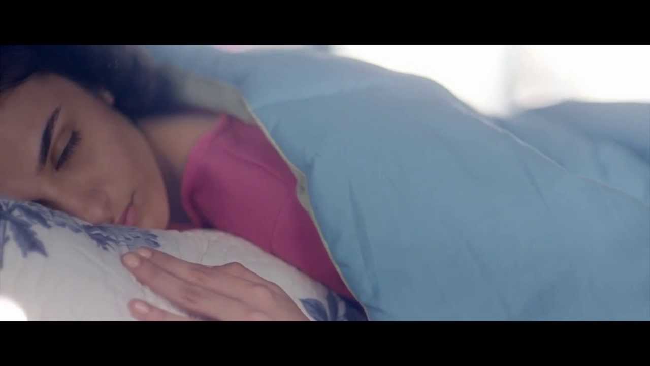 Oreo - Strawberry Chocolatey CHROME PICTURES Dir: Hemant Bhandari - YouTube