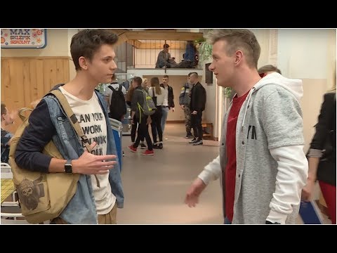 Uczeń chciał przetestować wierność swojej dziewczyny [Szkoła odc. 531]