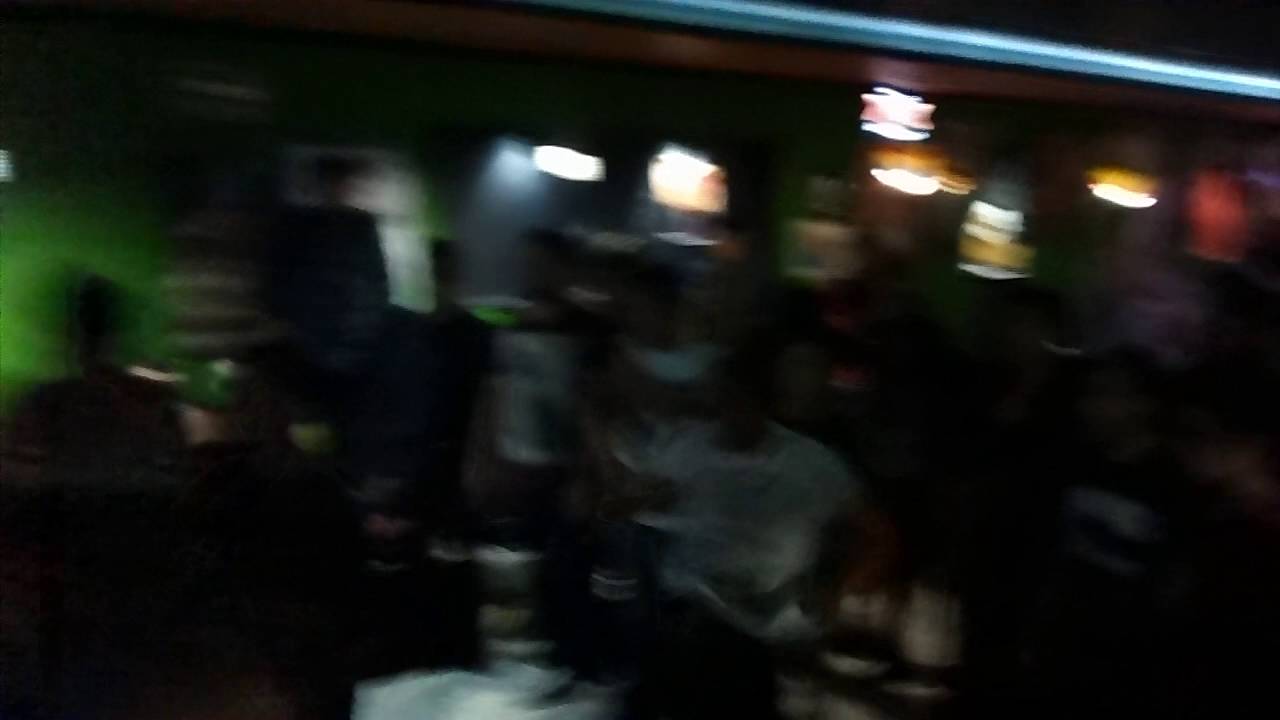 Billy The Kid en el Jáibol primera visita a Leon - YouTube