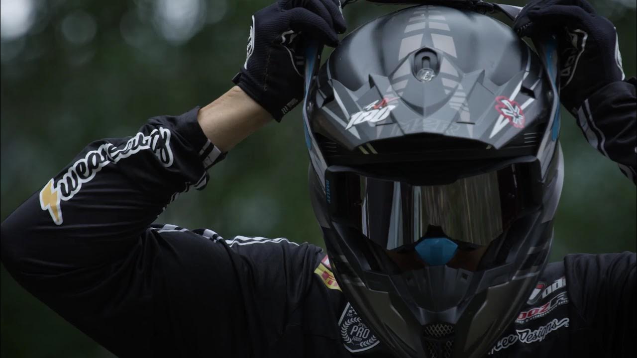 Todd Waters Launches the All-New M2R X4.5 Hatchet - YouTube