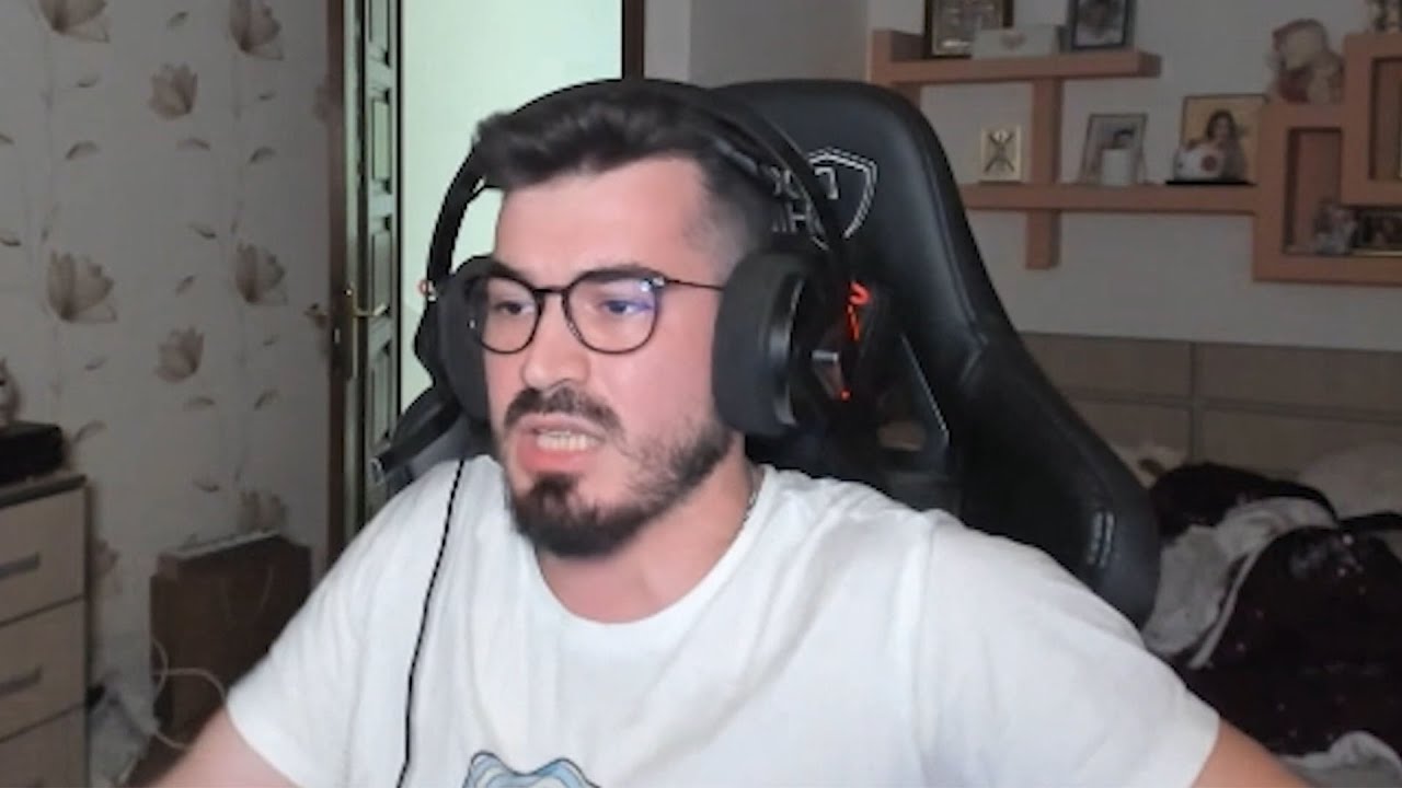 CEL MAI SMECHER INTRO ! - YouTube