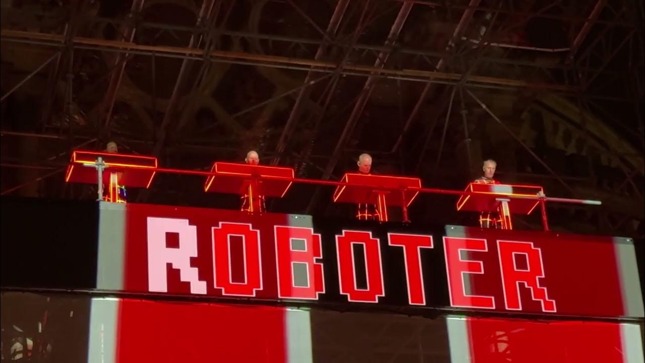 Wir sind die Roboter - Kraftwerk (Dresden 2024 09 14) - YouTube