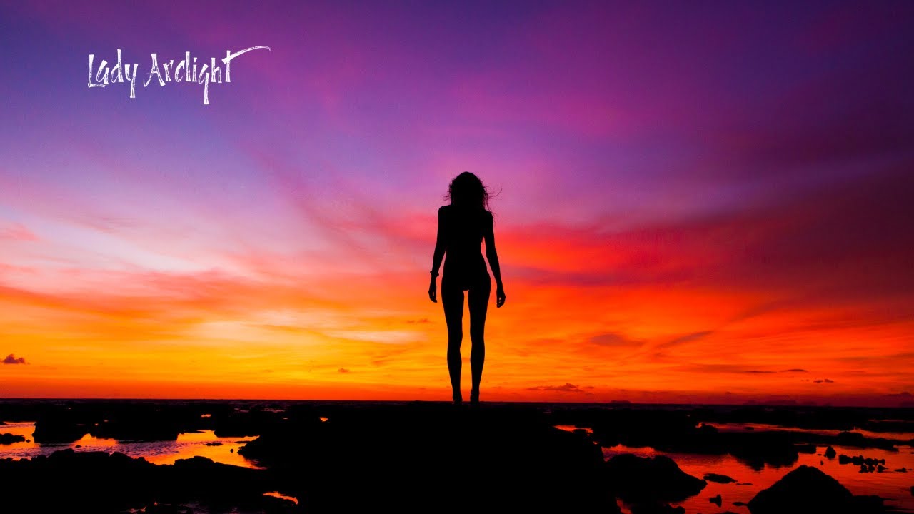 Feel Good House - YouTube