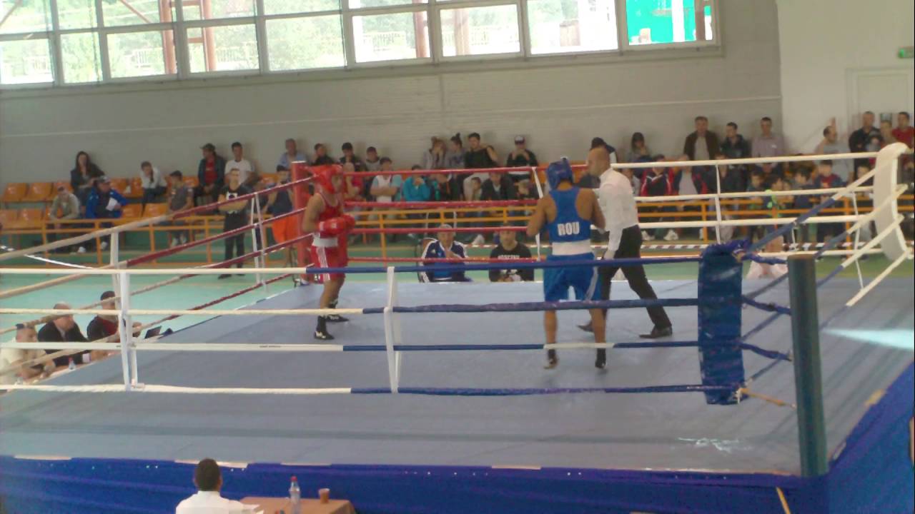Munteanu Elvis vs Schiopu Florin - YouTube
