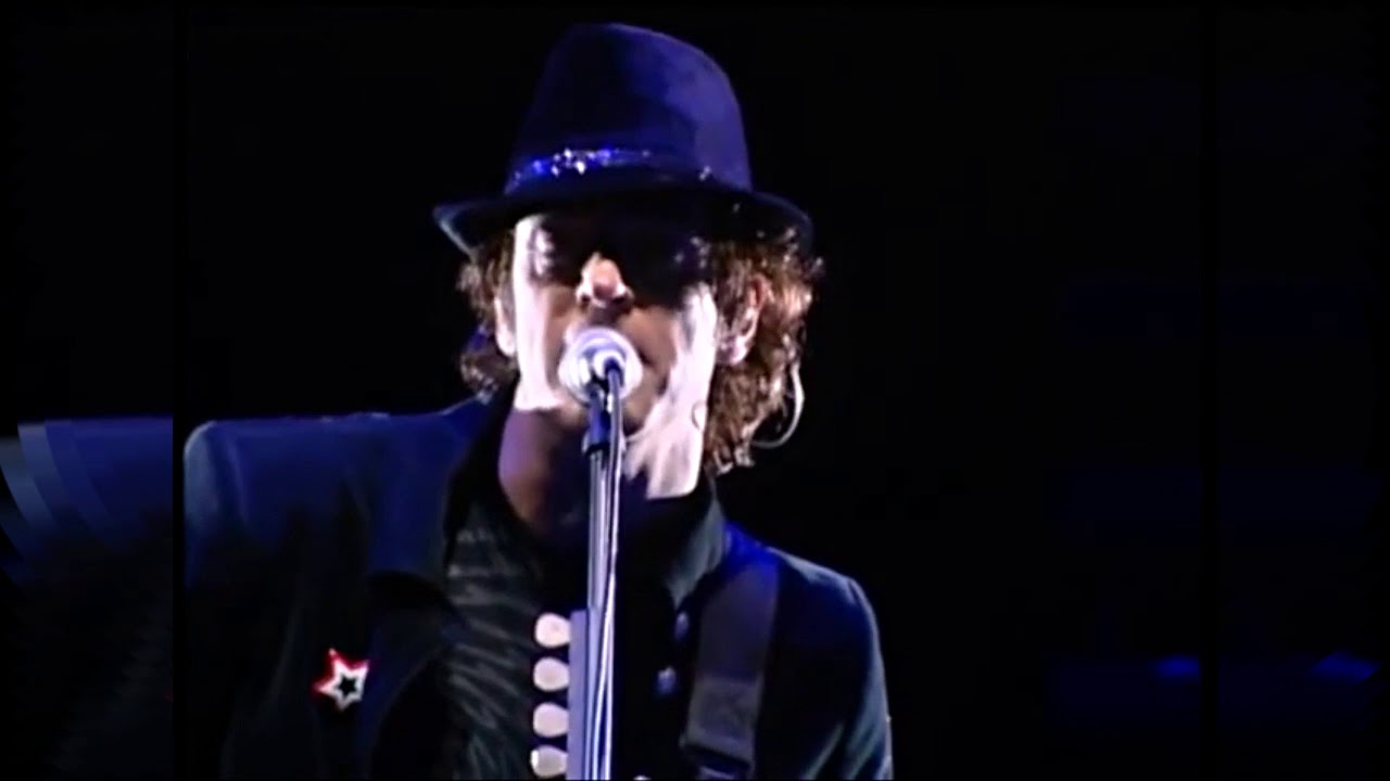 Gustavo Cerati - Lisa (Pepsi Music 2006) - YouTube