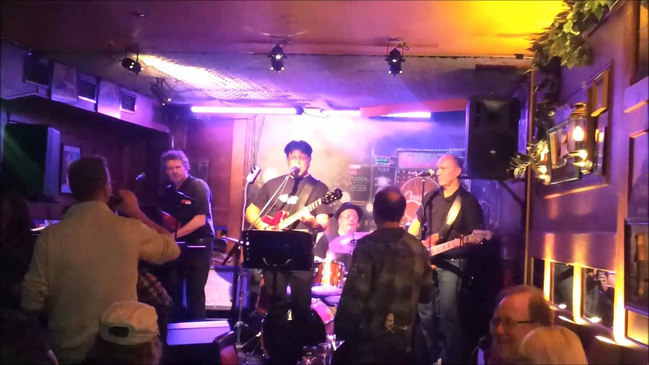 I`d Do Anything (David Gogo cover) av Splendid B Band - YouTube