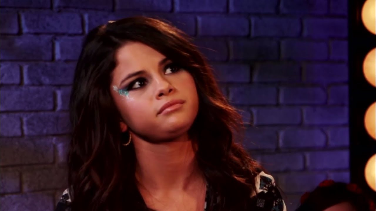 Selena Gomez MTV Interview 2013 (FULL) - YouTube