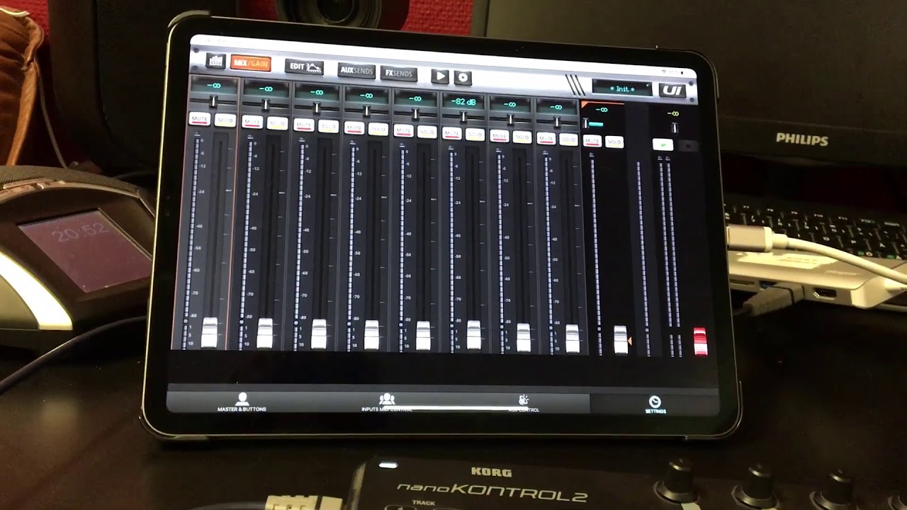 Testing Ui Soundcraft MIDI controlled - YouTube