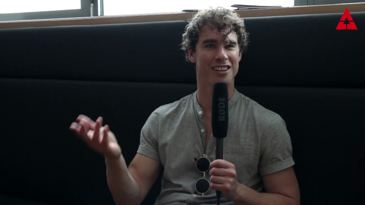 Rock im Park 2017: Interview mit Rob Damiani / DON BROCO - YouTube
