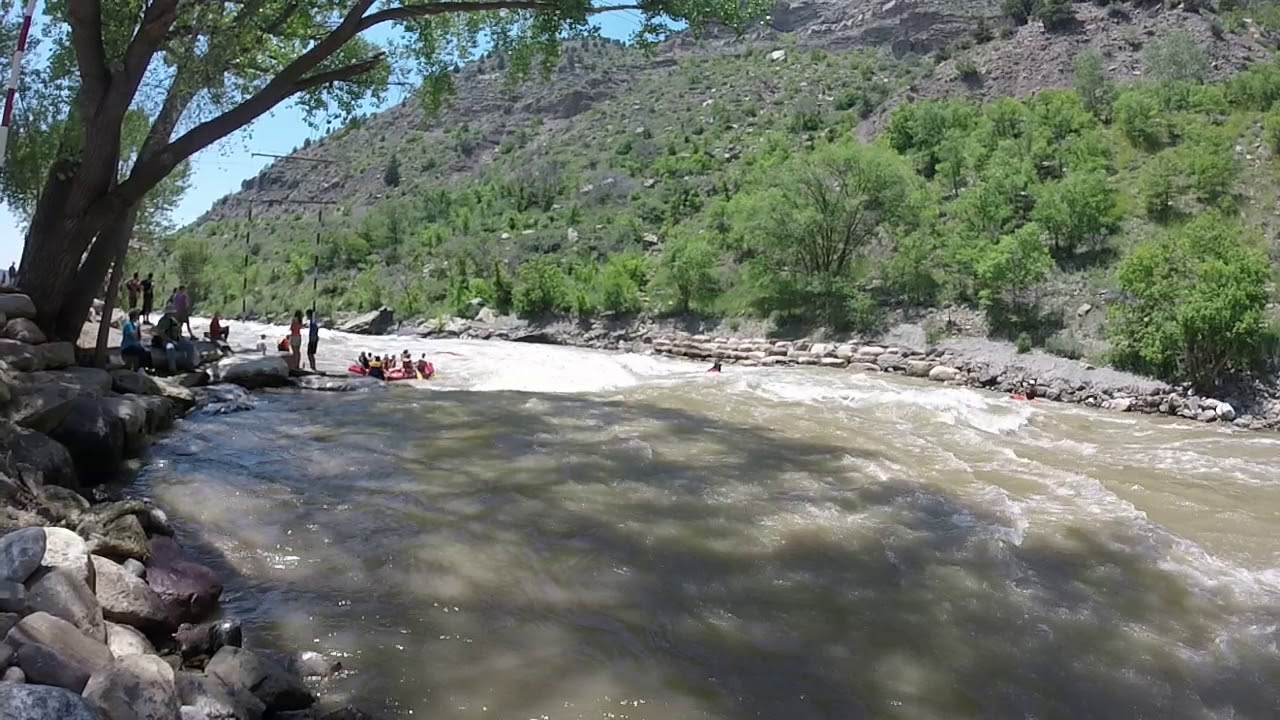 Durango Whitewater Park, Animas River, June 2015 - YouTube