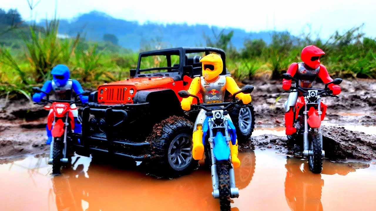 "Epic Jeep Finger in Action – Tiny Wheels, Huge Vibes!" - YouTube