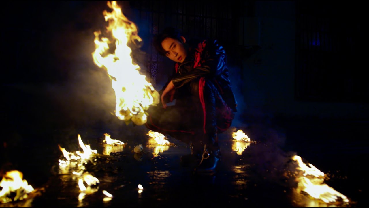 KEVIN WOO 'Deja Vu' (Official Video) - YouTube