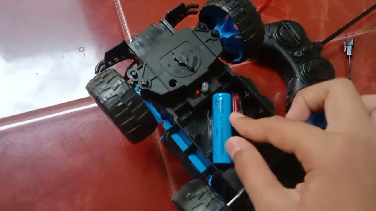 cara memasang baterai mobil remote control!! - YouTube