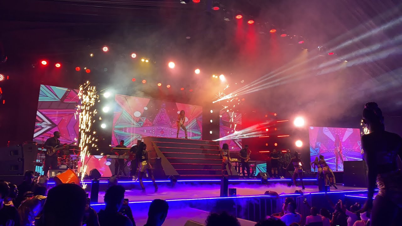 KAROLE KASITA LIVE IN CHEKECHA CONCERT AT UMA SHOW GROUNDS - YouTube