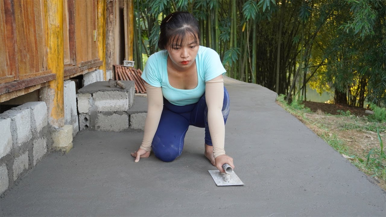 Pouring concrete yard and building stairs - Build embankment for house ...