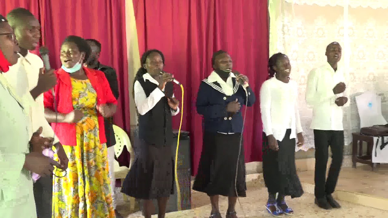 praise and worship team of GPC lusengeli led by Eliud Anduvate - YouTube