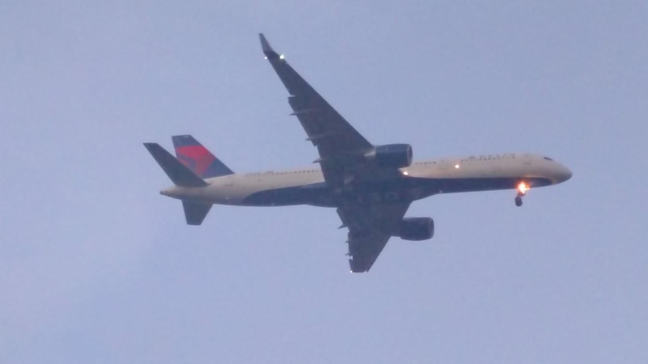 Delta Airlines Boeing 757-251(Winglets) Landing in Minneapolis [N556NW ...