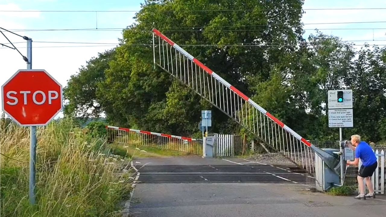 Rare, Pump Barrier Crossing at Bradfield Level Crossing, Essex - YouTube