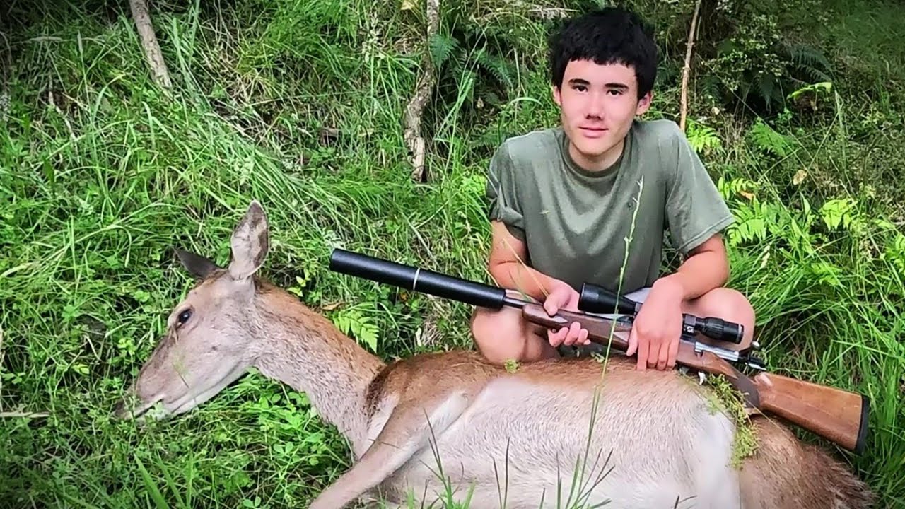 Shan's deer hunt in the Urewera. - YouTube