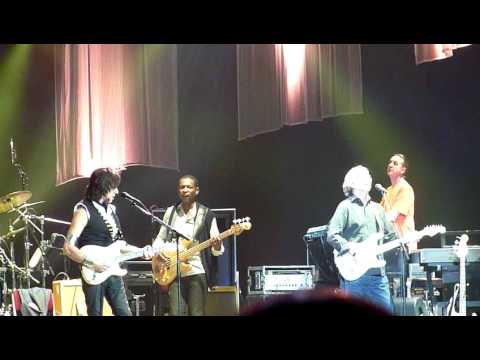 Jeff Beck and Eric Clapton "Hi Ho Silver Lining" O2 London 13 Feb 2010 ...