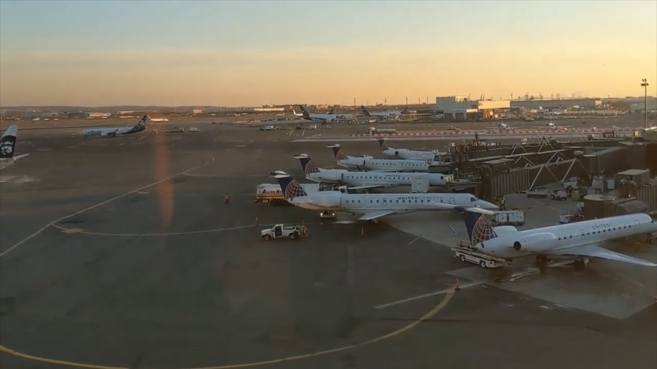 United Airlines Boeing 767 | Newark to Madrid | Flight Review - YouTube