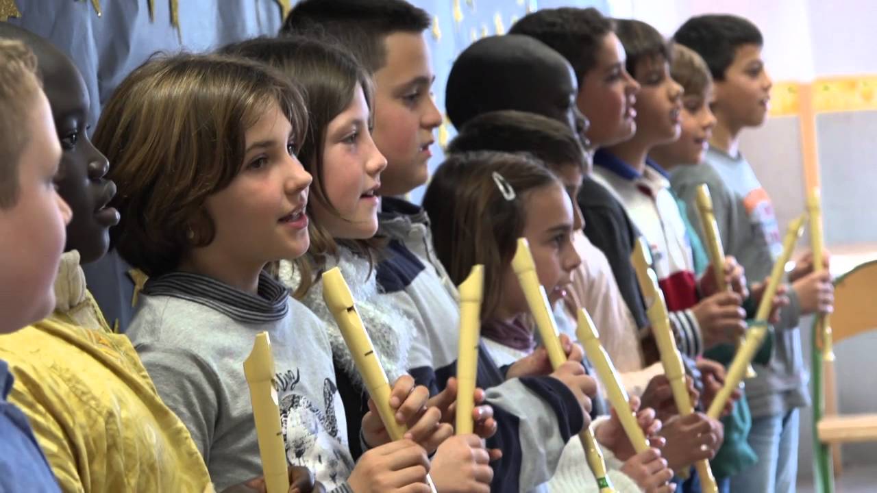 Concert de Nadal al Ceip Son Basca - YouTube