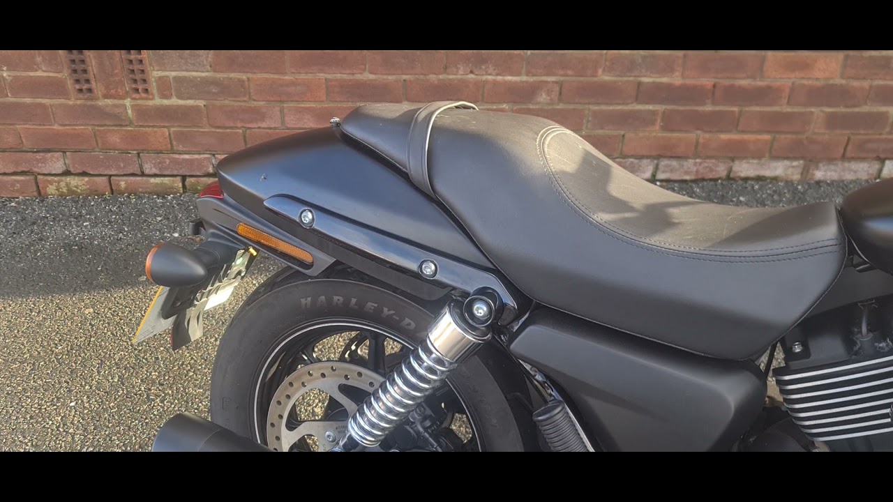 Harley Davidson XG750 Street @mcobikes - YouTube