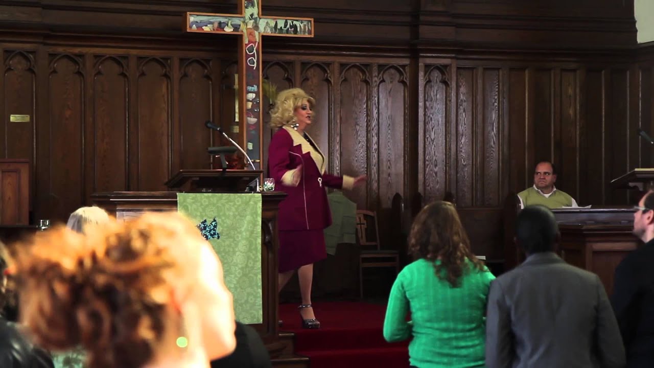 Serenity Jones Performs Speak To Me at First Church Somerville - YouTube