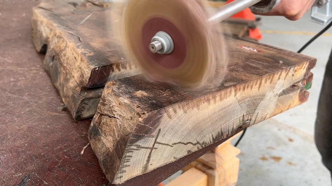 Transforming Old Wood Into a Unique Coffee Table // Wood Recycling ...