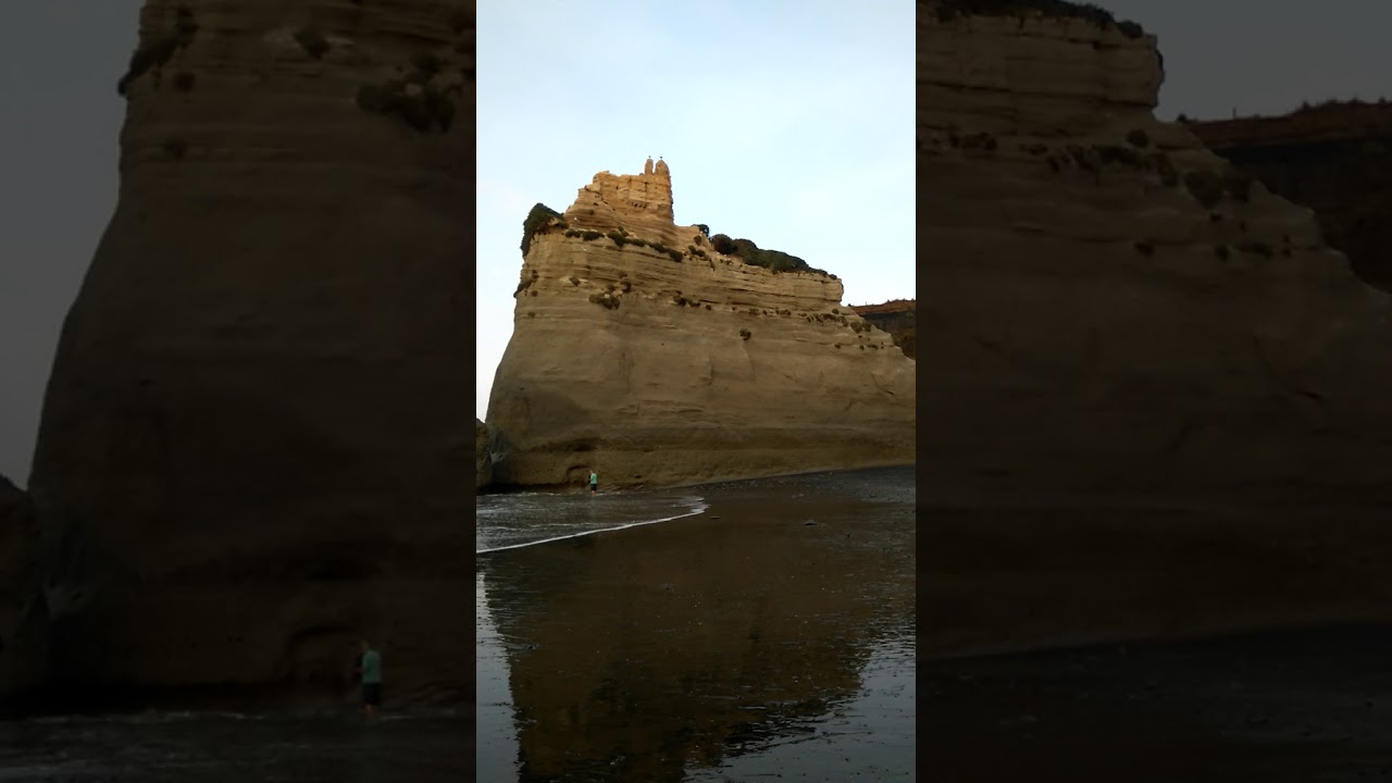Patea beach at low low tide Jan 2020 - YouTube