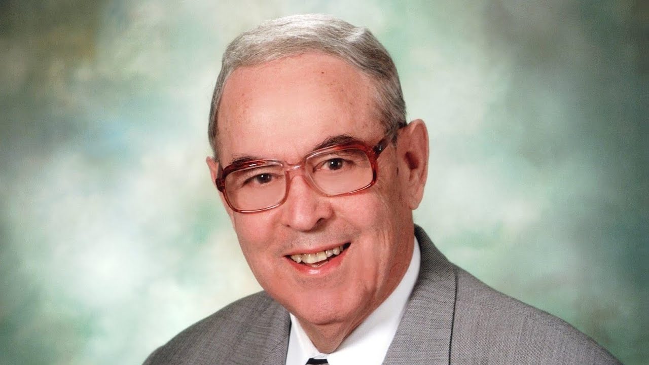 Dr. Jack Hyles en español “Satanás es tu mejor amigo” Audio - YouTube