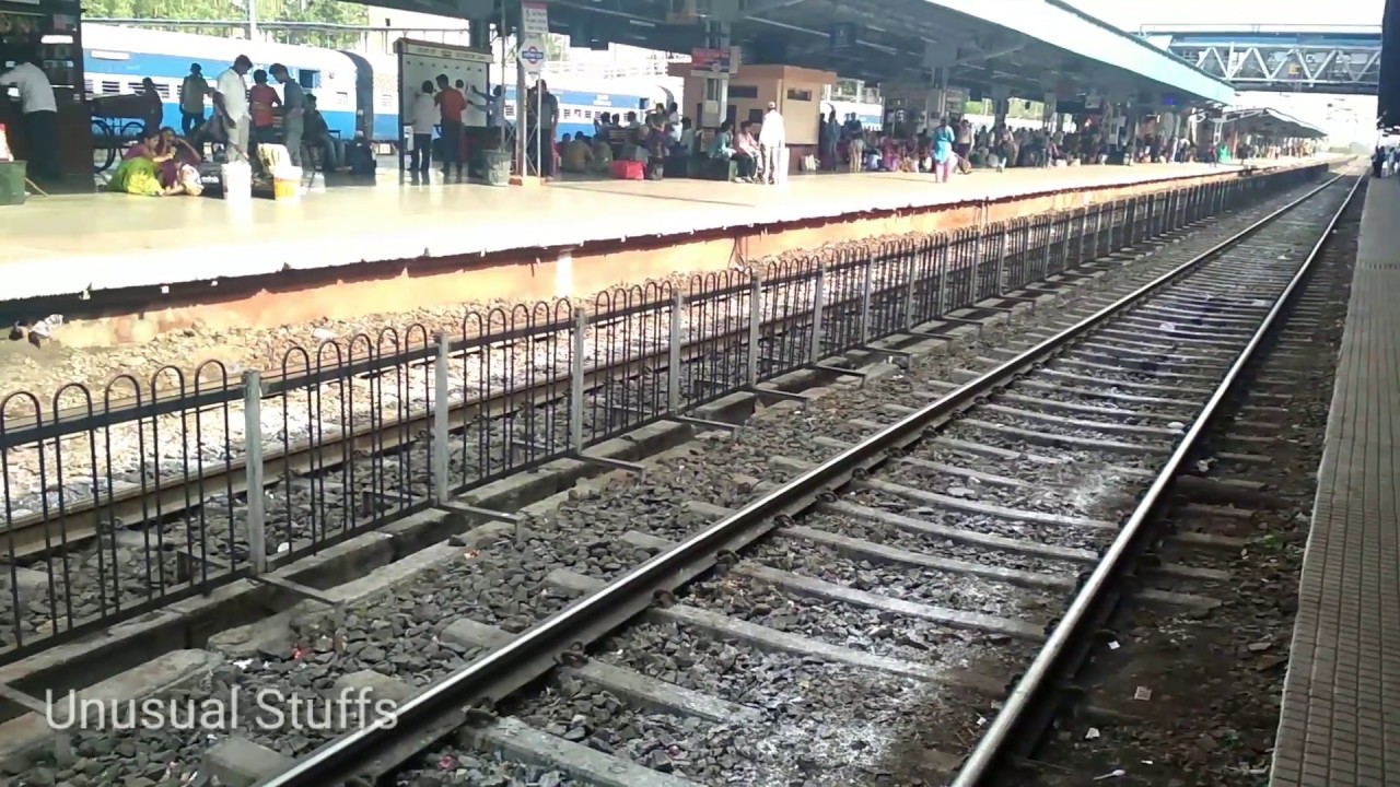 Nashik Road Railway Station - YouTube