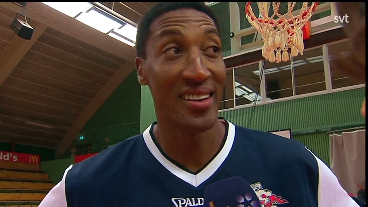Scottie Pippen avslutar karriären i Sundsvall Dragons - SVT Intervju 2008 - YouTube