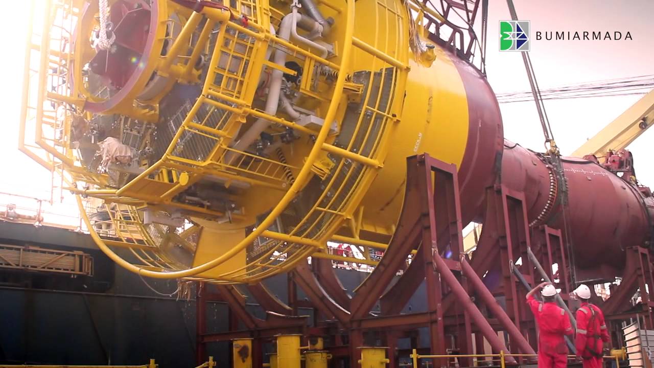 Armada Claire HD - YouTube