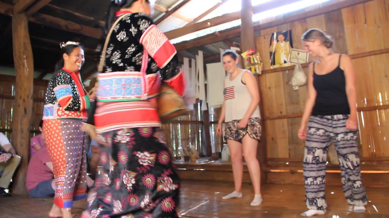 Tribal dance of the Lahu in Thailand - YouTube
