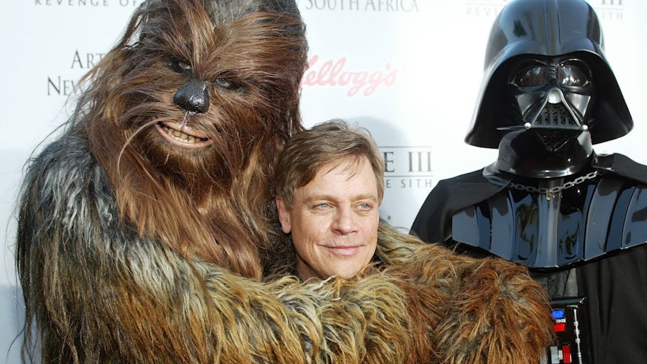 Chewbacca ist tot: Star-Wars-Gemeinde trauert um Peter Mayhew - YouTube