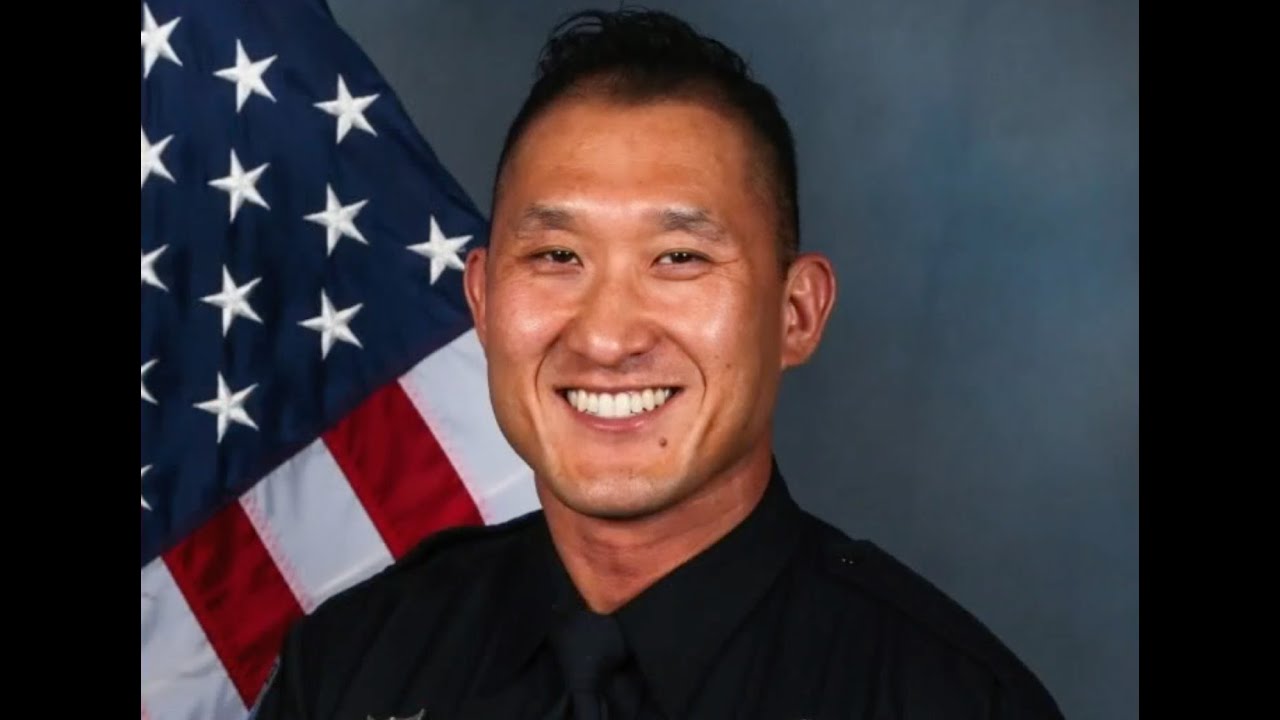 LIVE: Funeral procession for fallen Scottsdale Detective Ryan So - YouTube