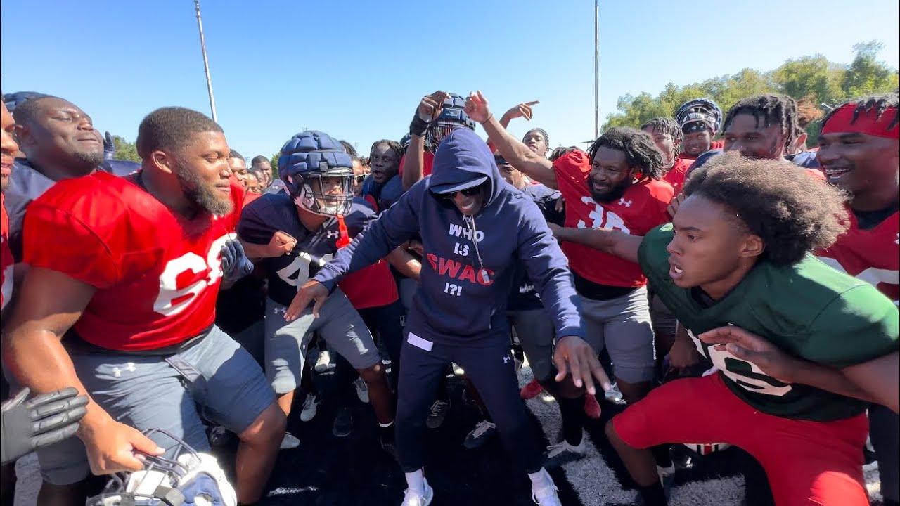 Deion Sanders & ENTIRE JSU Football team dancing & chanting “WHO IS ...