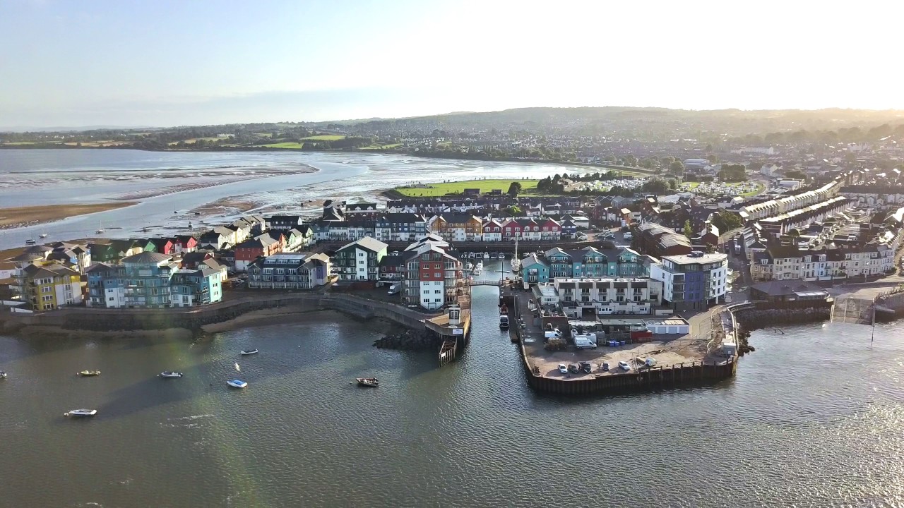 Devon Cliffs, Starcross, Exmouth - YouTube