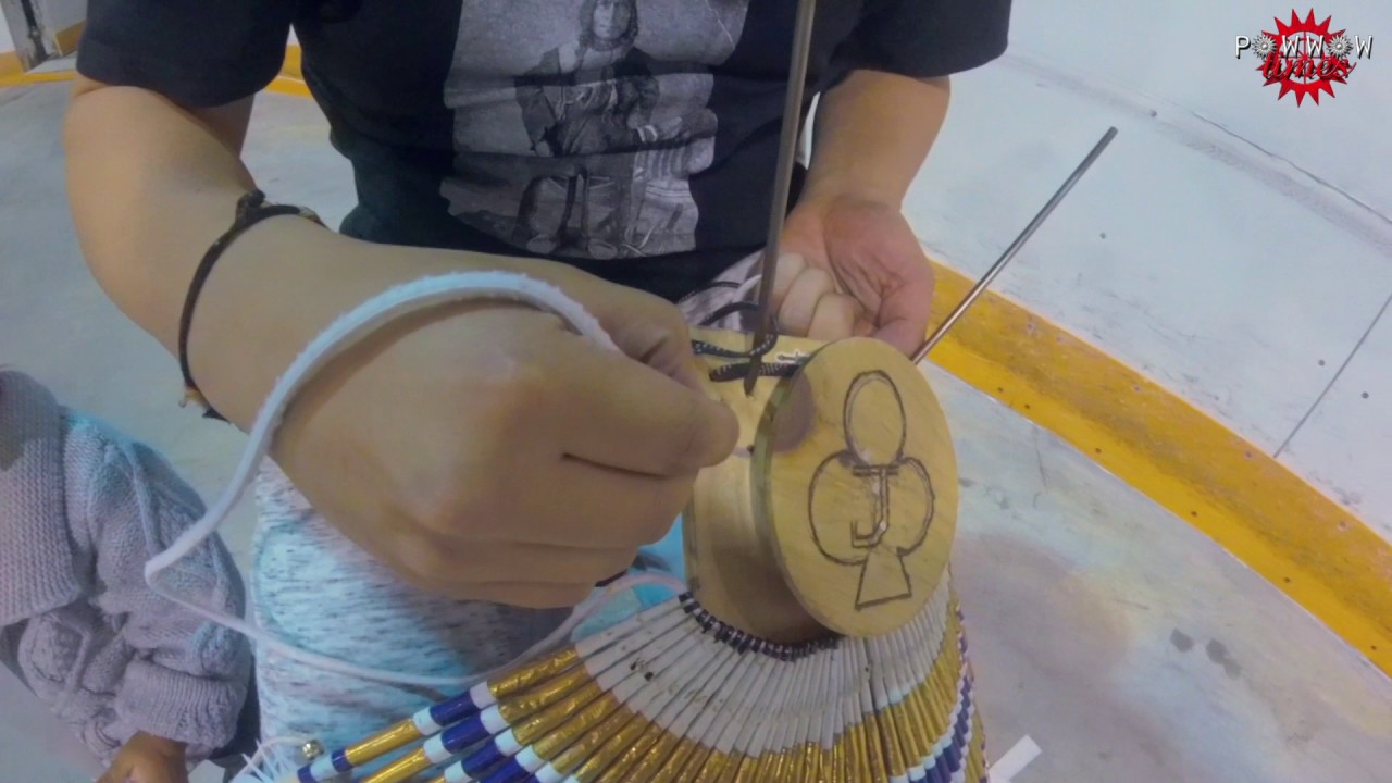 How to Set Up Mens Fancy Dance Bustles - YouTube