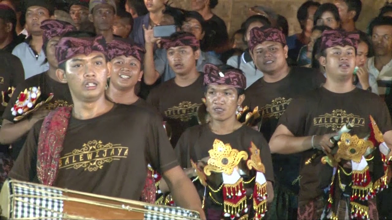 Garuda Mas St Aruna Anindita Banjar Wijaya Kusuma - YouTube