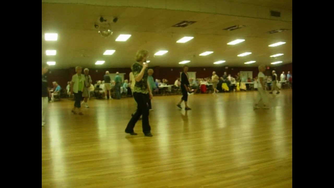 Walkin' After Midnight Cha Cha Line Dance - YouTube