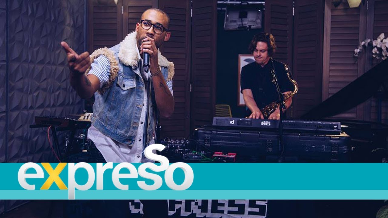 The Kiffness & Mathew Gold performs "Too Blessed to be Stressed" - YouTube