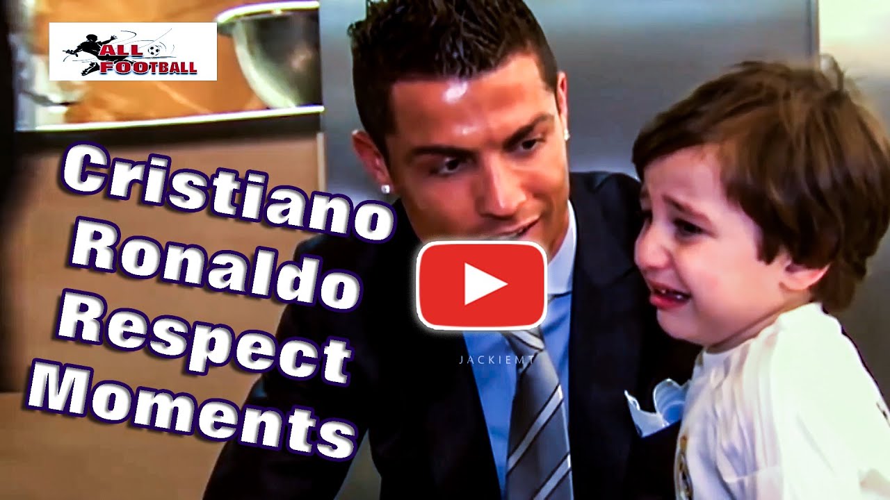 Cristiano Ronaldo Respect Moments / Part 01 - YouTube