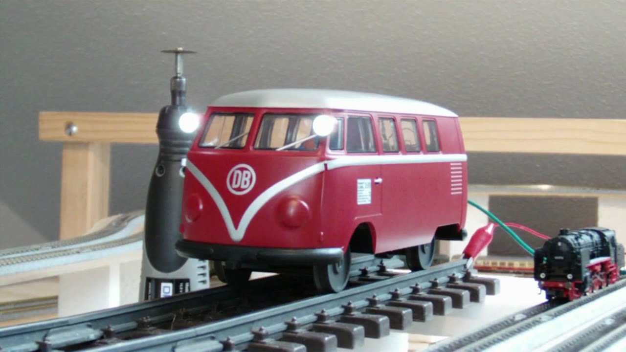Hammer VW Bus Draisine mit Supersound - YouTube